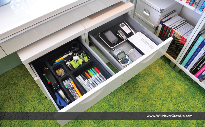 Desk-drawer-essentials-820x510 - The HR Scroll